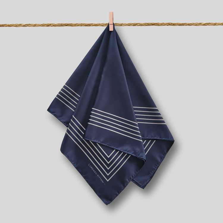 Multi Line Border, Navy White – Lorenzo Vittani
